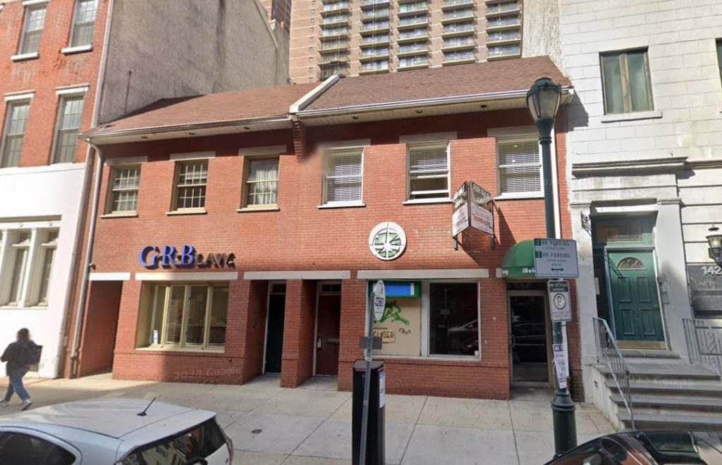 Building a History? Two Very Different Projects Pitched to ...