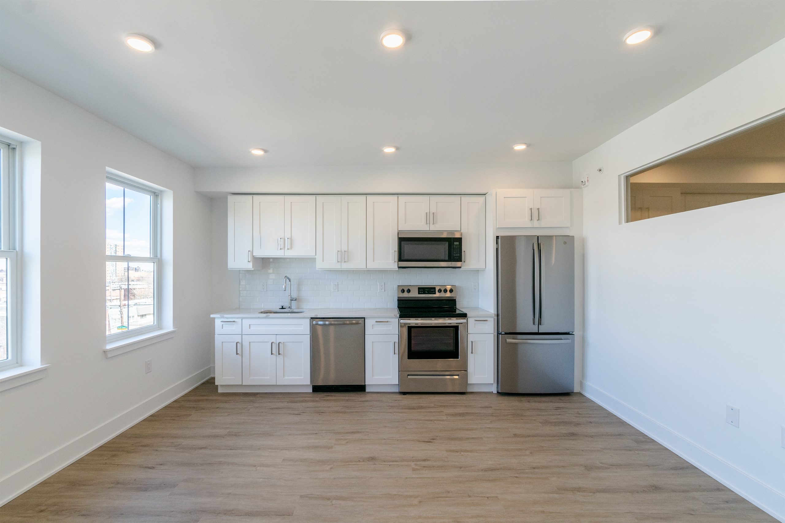 1201 W Girard Ave, ONE BEDROOM - OCF Realty